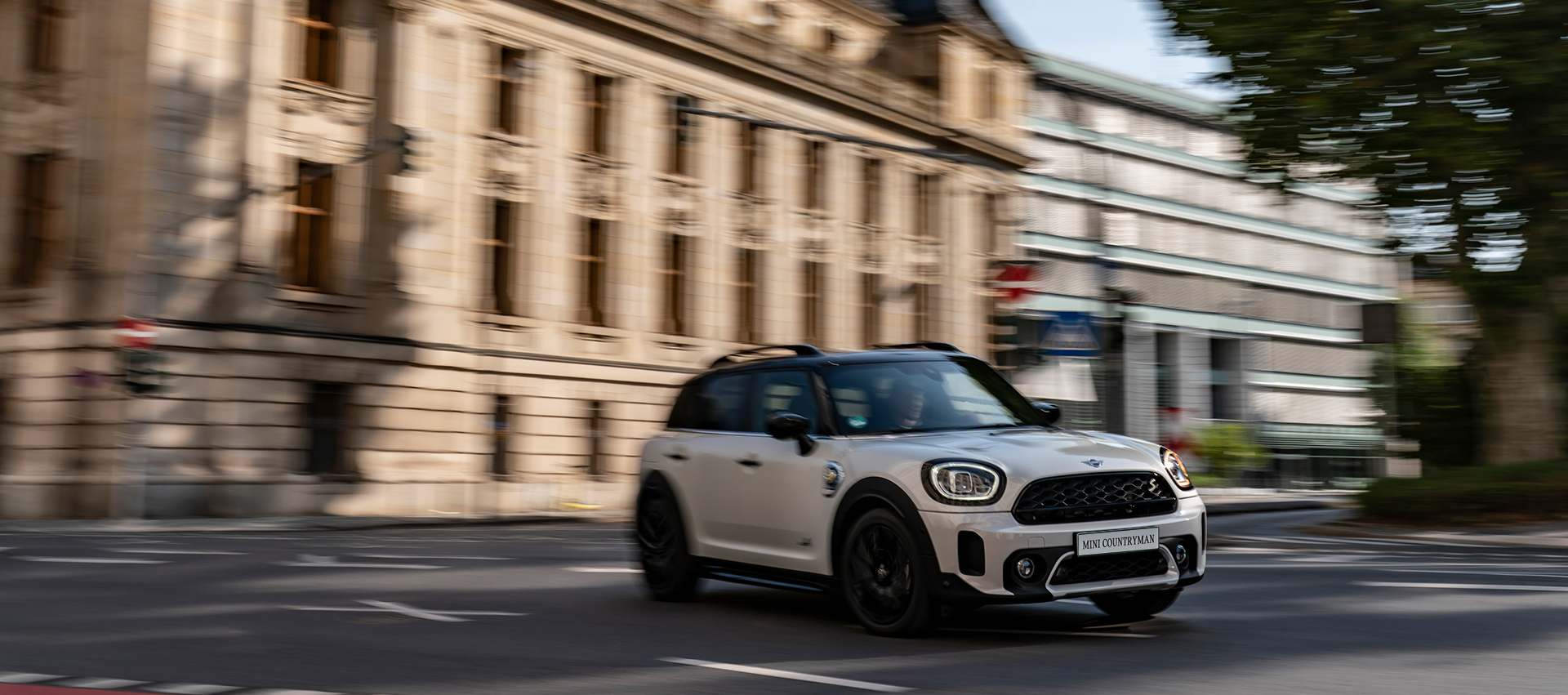 ALL4 All-Wheel Drive | MINI Canada