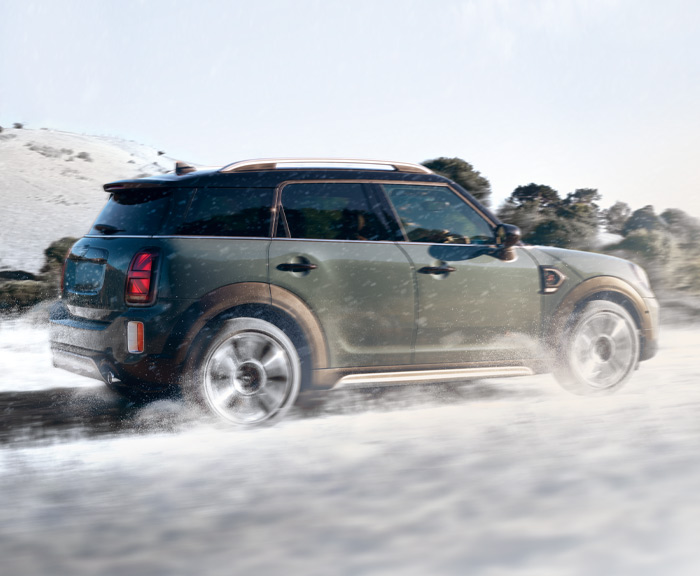 ALL4 All-Wheel Drive | MINI Canada